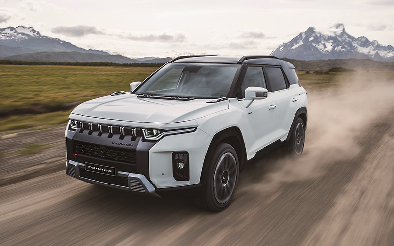 2025 KGM 토레스 하이브리드의 모든 것(가격, 제원, 연비, 트림, 옵션, 트렁크, T5, T7)