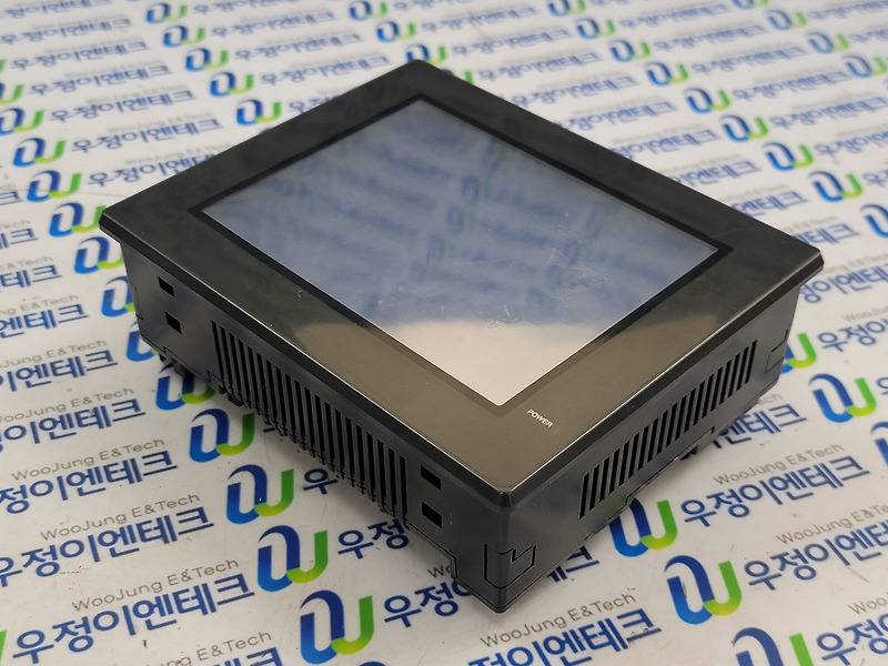 KEYENCE TOUCH SCREEN / VT-5MB