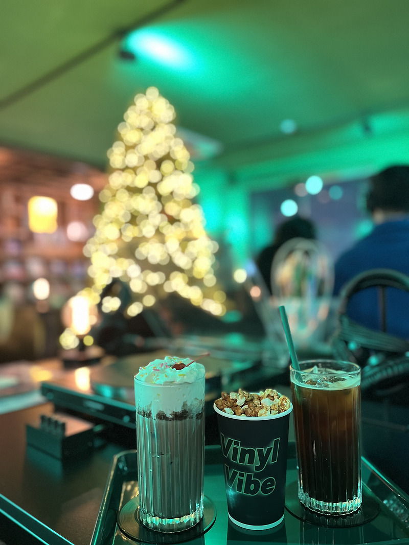 대구 분위기 좋은 이색 데이트: 바이닐 바이브(Vinyl Vibe)에서 레코드 음악 감상