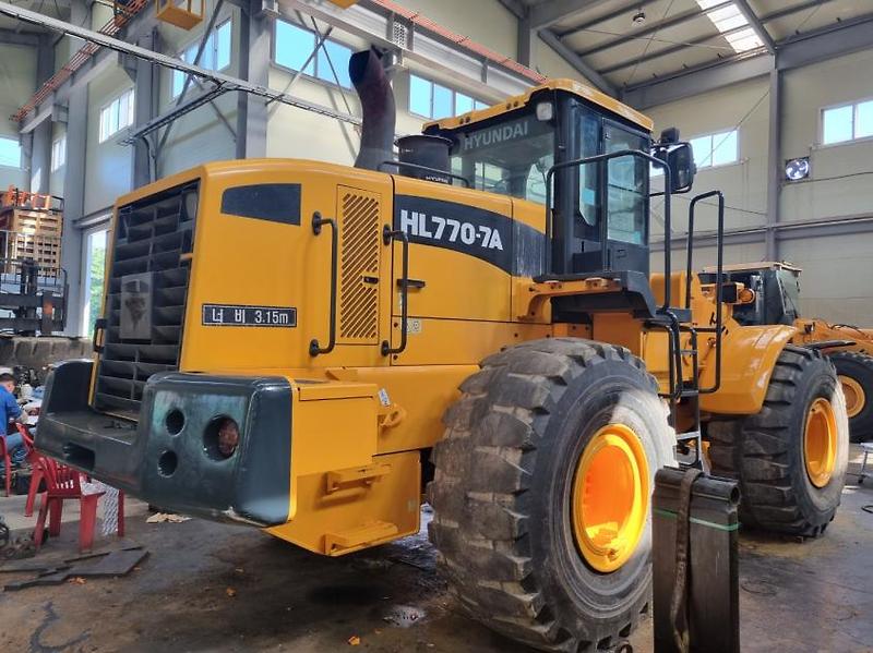 for sale used Wheel Loader, Hyundai, HL770-7A, 2010year, Work 12000 ...
