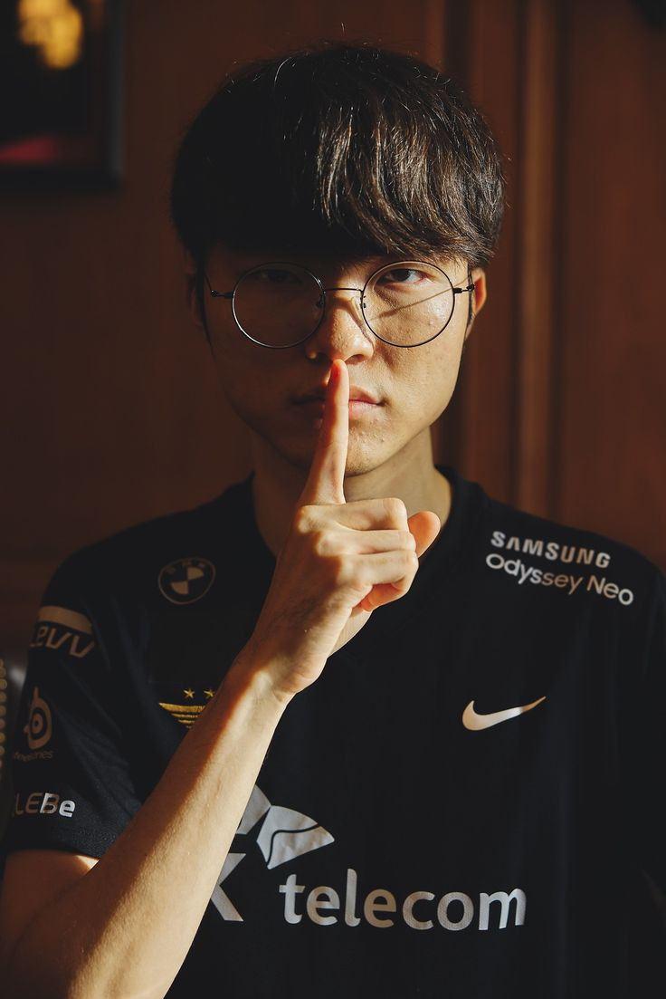 E-SPORTS / "FAKER" skt T1 / 소개