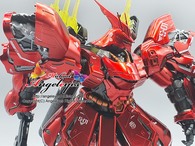 MSN-04 Sazabi From Mobile Suit Gundam