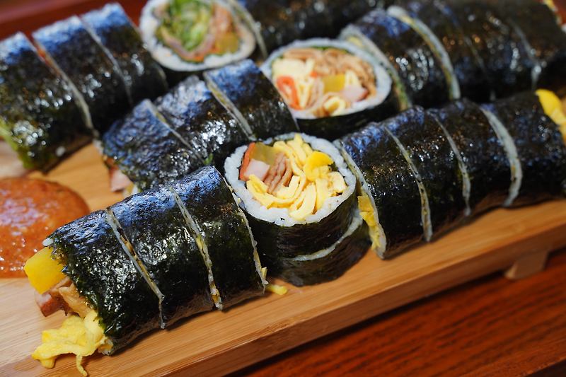 The most famous Gimbap restaurant near Jeju Airport, 「DaJeong's Gimbap ...
