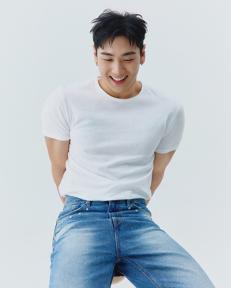 BAEK UP :: 250407 오늘의 백호