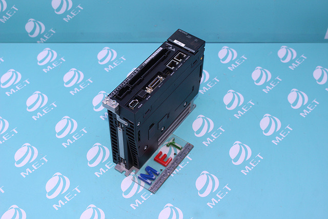 KEYENCE SV2-010L2 [DRIVER] SERVO DRIVER SV2 010L2 ㈜엠이티 산업 자동화 장비 수리 판매 전문