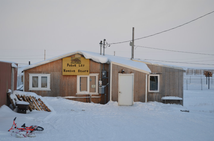 ALASKA "Point Lay Native Store 를 가다"