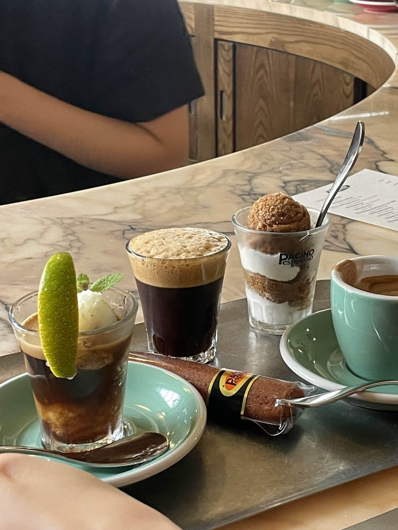 신사 가로수길 카페 - 알파치노 영화 속 같은 뉴욕 감성카페 '파치노 에스프레소 바'