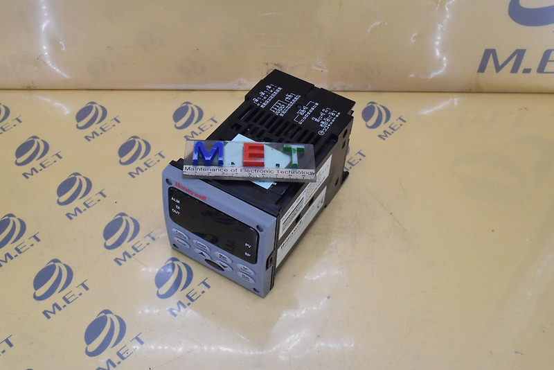 [CONTROLLER] HONEYWELL UDC3500 /산업용자동화장비 수리 / (주)엠이티