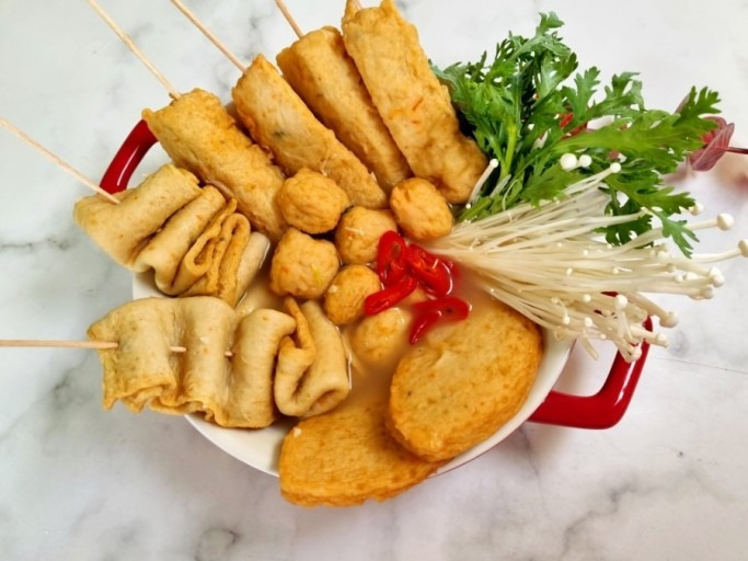 How to Make Delicious Korean Fish Cake Soup (Eomuk Tang) in 7 Steps