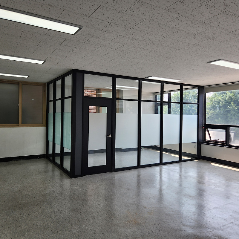 천안 사무실 유리칸막이 설치