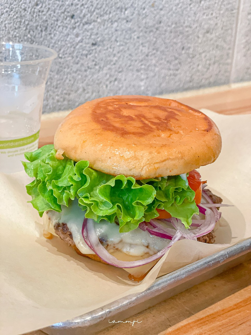 괌 투몬시내 햄버거 맛집 세비지 샌드위치(SAVAGE Sandwich)