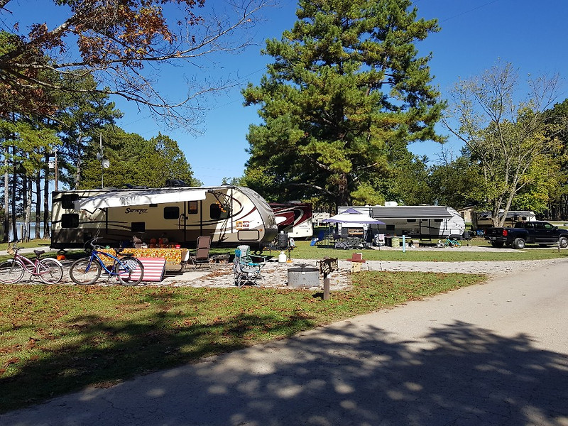 테네시 윈체스터 캠핑장 Fairview Devil Step Campground - honeybutt_story
