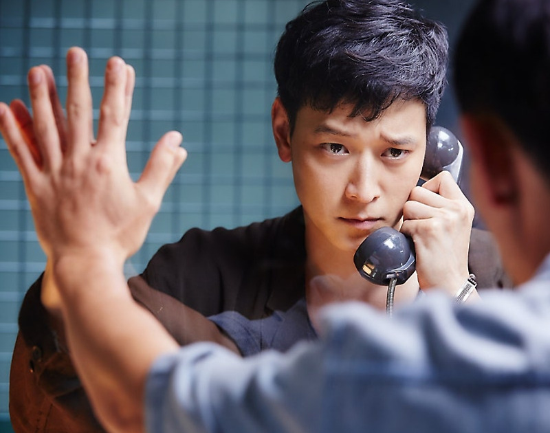 유쾌한 반전 복수극 황정민X강동원의 브로맨스 케미가 폭발한 검사외전 다시보기 (EBS 한국영화특선)