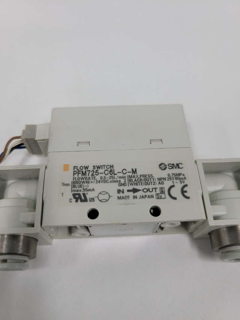 SMC PFM725-C6L-C-M