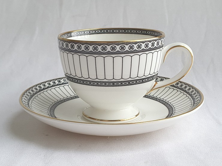 웨지우드 콜로네이드 블랙 리잔 소서 듀오 세트 무료배송 홍차잔 커피잔 앤틱잔 빈티지잔 도자기 본차이나 영국찻잔 접시 그릇 컵 핸드드립 홈카페