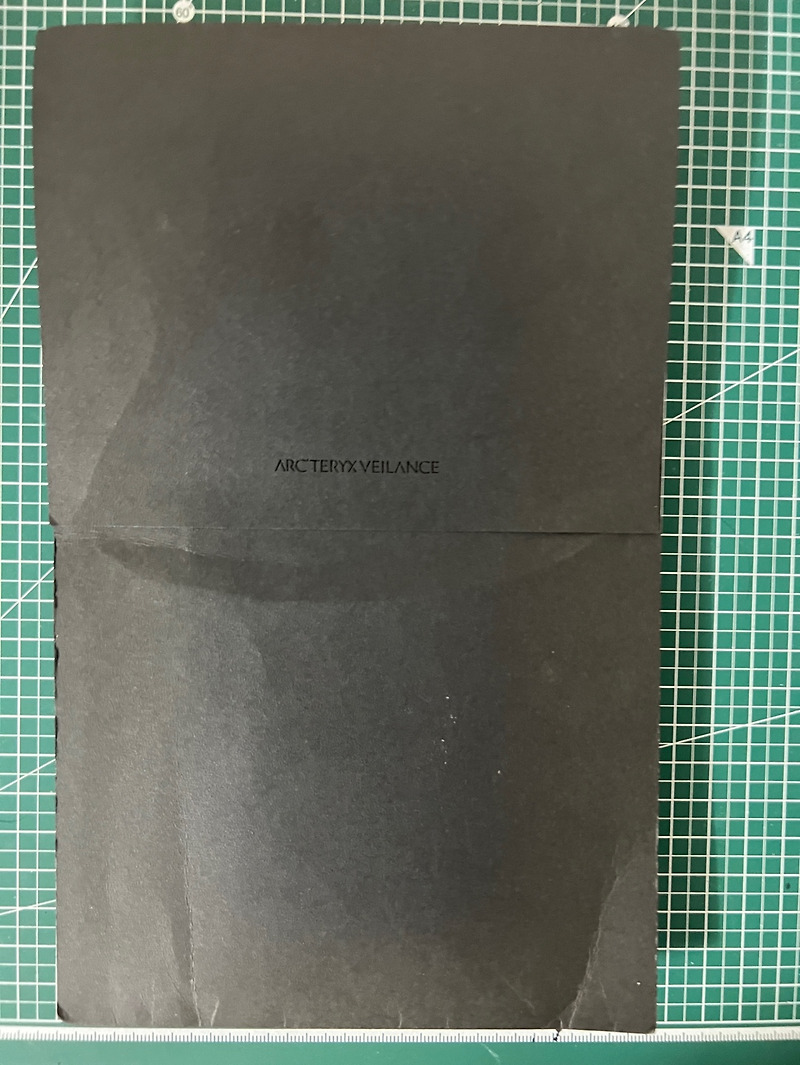 Arc'teryx Veilance Casing Billfold Wallet Leather 78mm black