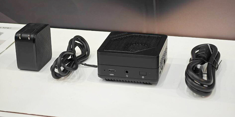 [컴퓨텍스 2023] Mercury EM780 미니PC와 하이엔드 미니 PC 메인보드 공개한 MINISFORUM