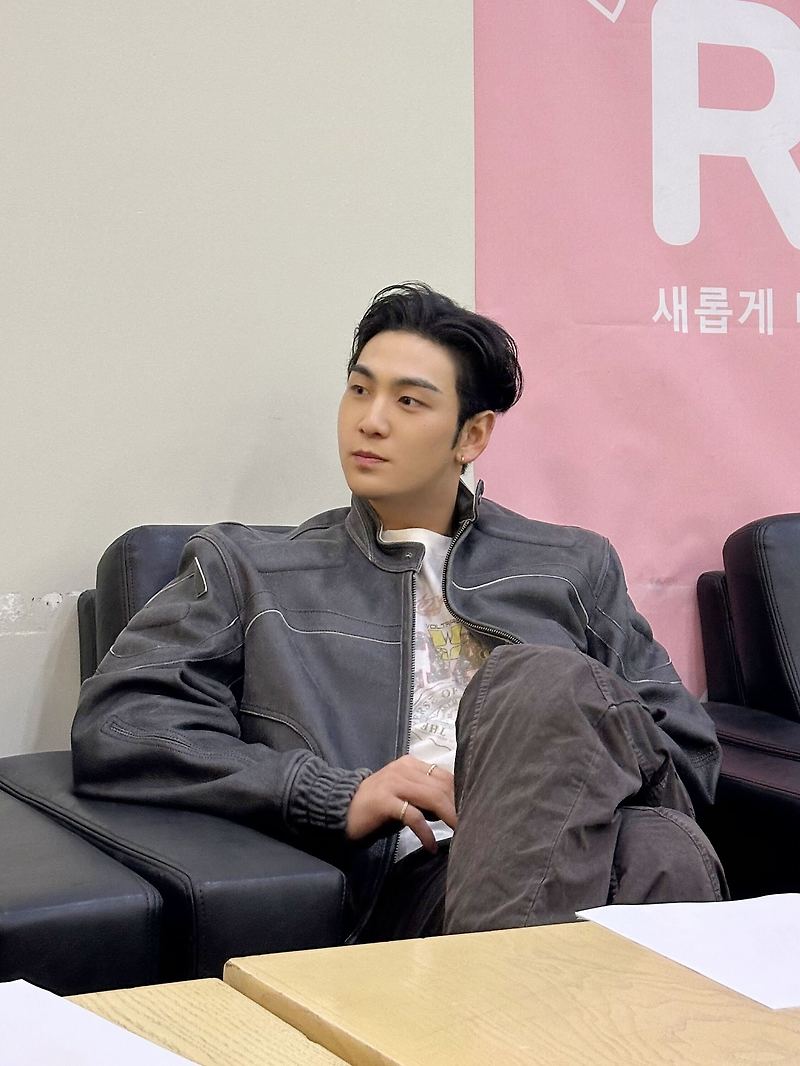 BAEK UP :: 240404 오늘의 백호