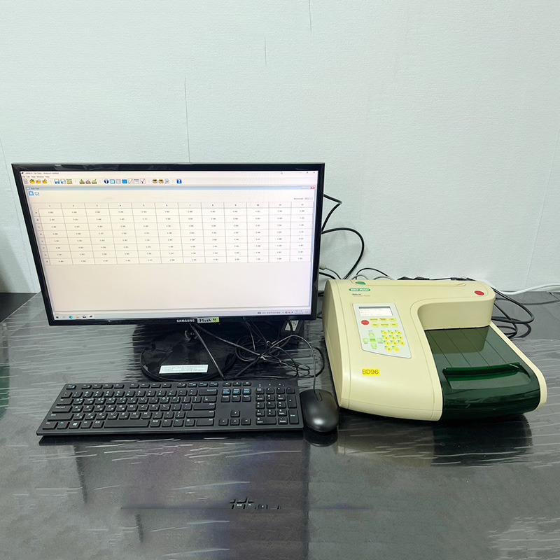 BIORAD iMark Microplate Absorbance Reader (BD96)