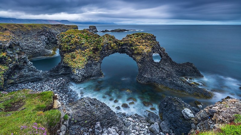 Gatklettur (Hellnar Arch), Iceland 가트크래튀르 가트클레투르 개틀레투르 스나이펄스네스에서 유명한 ...