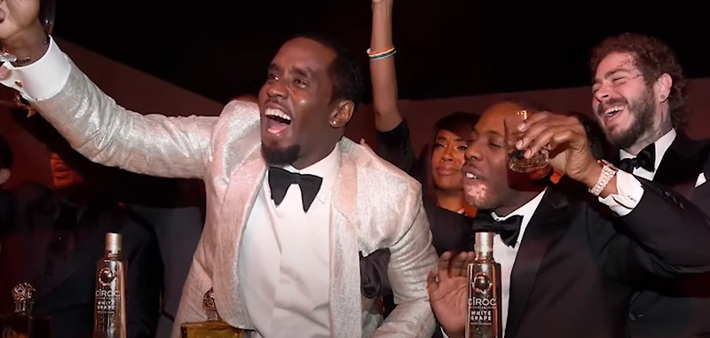 래퍼 디디의 'Frick Off'프릭 오프 파티 속에 숨겨진 끔찍한 비밀을 폭로합니다. 실제로 무슨 일이 일어났을까?