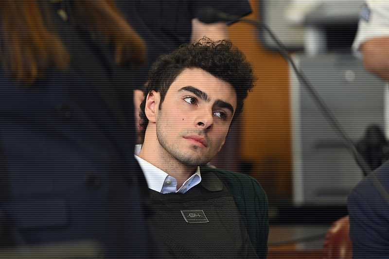 루이지 맨지오니, 유나이티드헬스케어 CEO 살해 혐의 무죄 주장...검찰은 사형 구형 방침 발표 :: 맛난고의 꿈