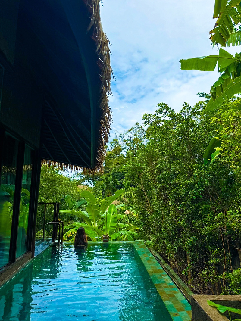 푸켓 키말라 리조트 Clay Pool Cottage룸 후기