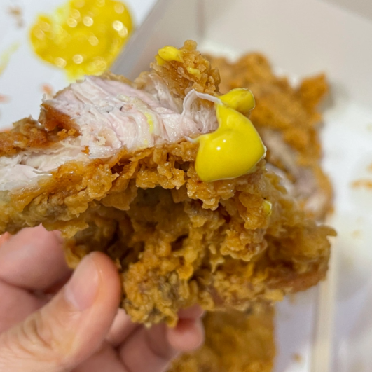 비비큐 치킨 황금올리브 후라이드 비비소스