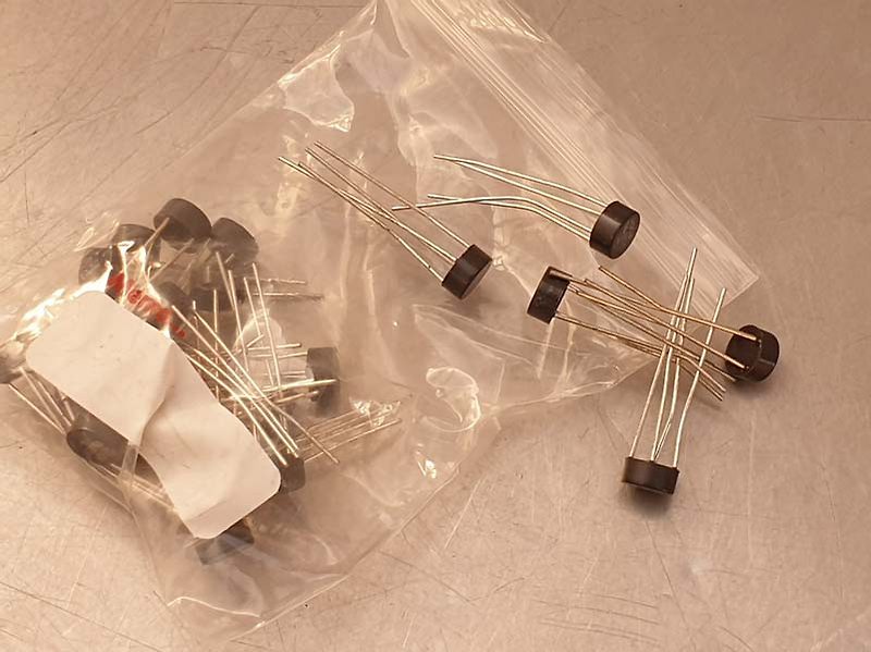 브리지 다이오드 600V 1.5A Bridge Diode RECTIFIER W0x Series JGD (W06M) 판매합니다.