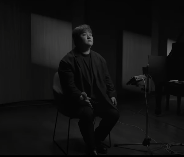 허각 11월 10일 신곡발표 라이브클립 바로가기 눈물이 왈칵 쏟아진다