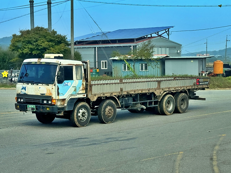 [목격] 1994 현대15톤카고트럭(91A)