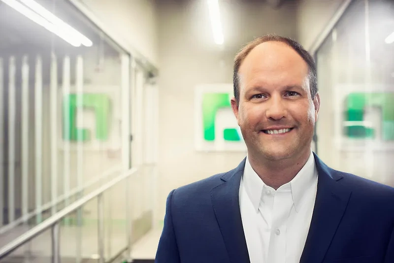 페이콤 소프트웨어(Paycom Software, Inc.)의 창립자:인적 자원 산업에서 차별화된 경로를 개척한 Chad ...