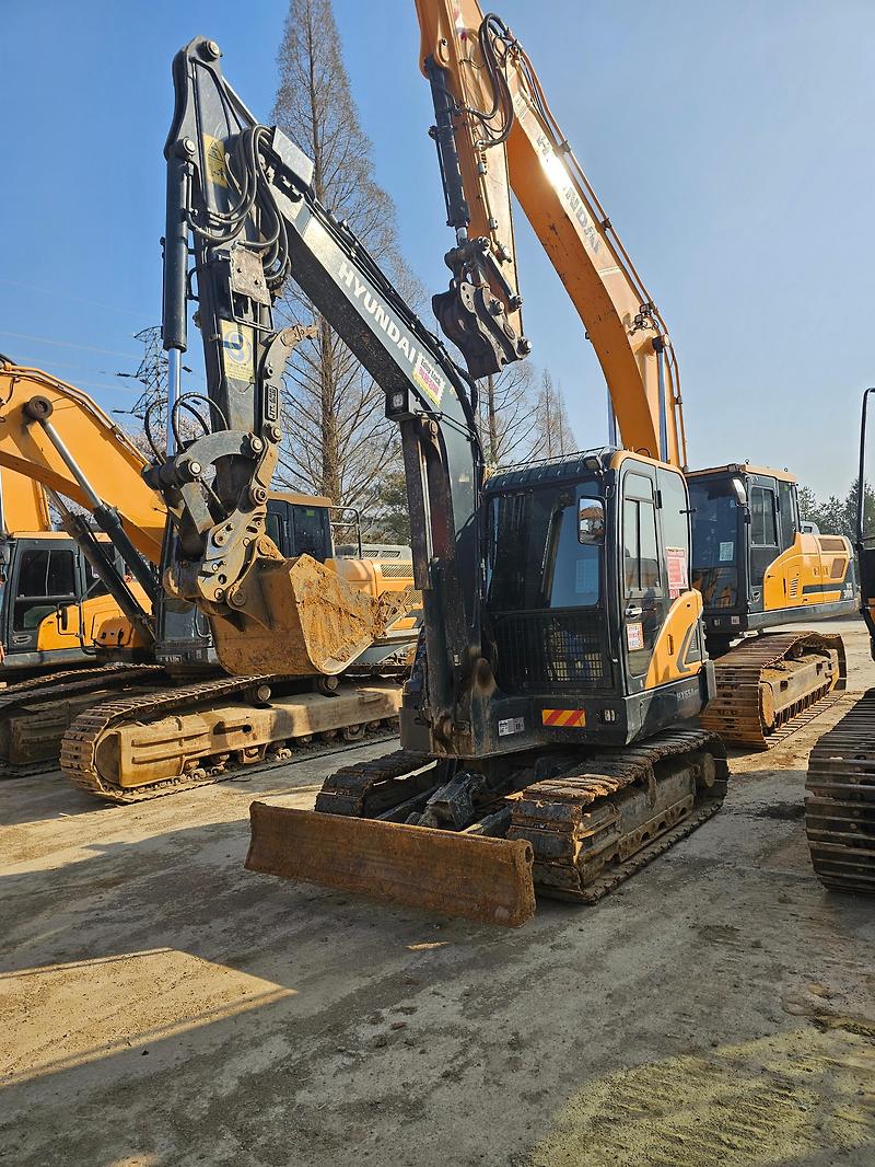 HX65 / 2022년 / 5000만원 / 0164 / 2606시간 :: 현대음성중고유통센터
