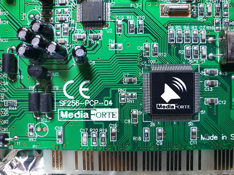 FM라디오 사운드카드 PCI (MediaForte SF256-PCP)