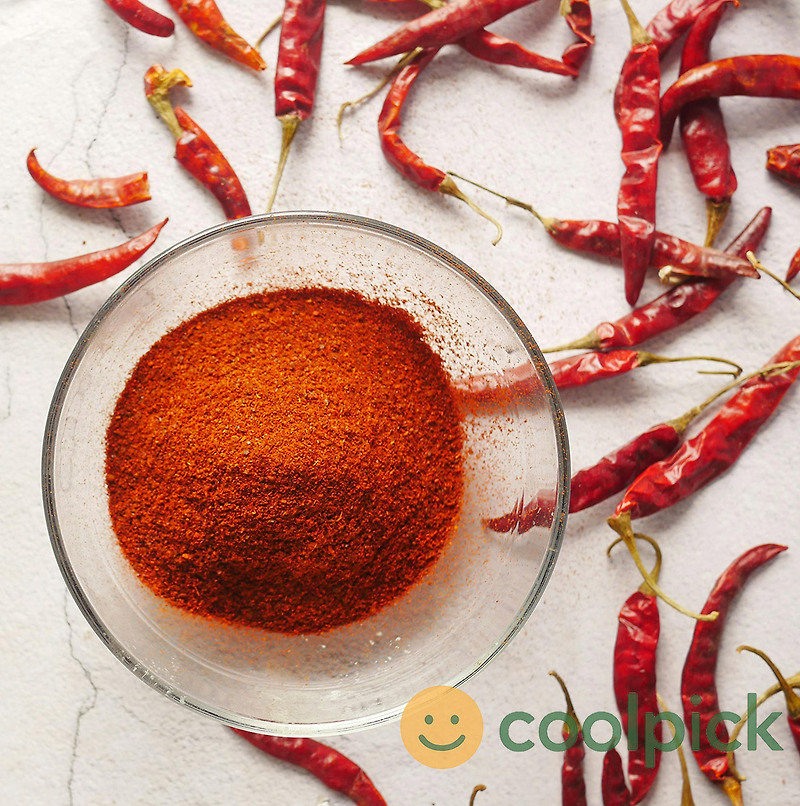 🌶 생고추 vs 고춧가루, 뭐가 더 건강할까? – 영양과 효능 비교 분석