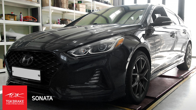 [LF쏘나타 뉴라이즈] CTS-V 4P 브레이크 튜닝 장착 - 대구브레이크튜닝전문샵 :: TGK 브레이크