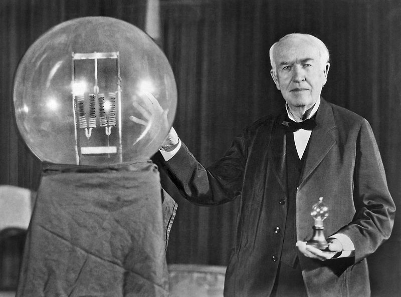 History of Thomas Edison