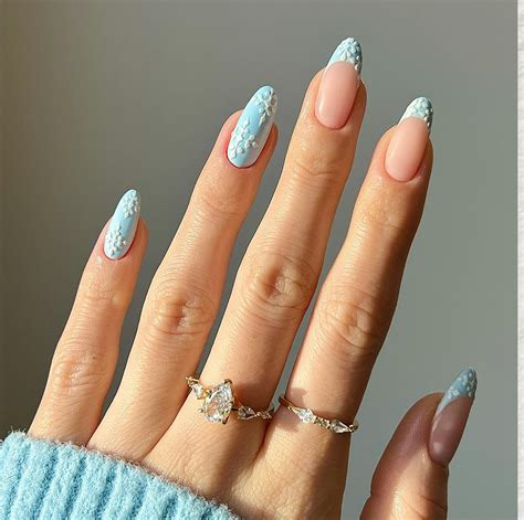 Icy Oasis: 10 Winter Nail Designs to Frostify Your Fingertips