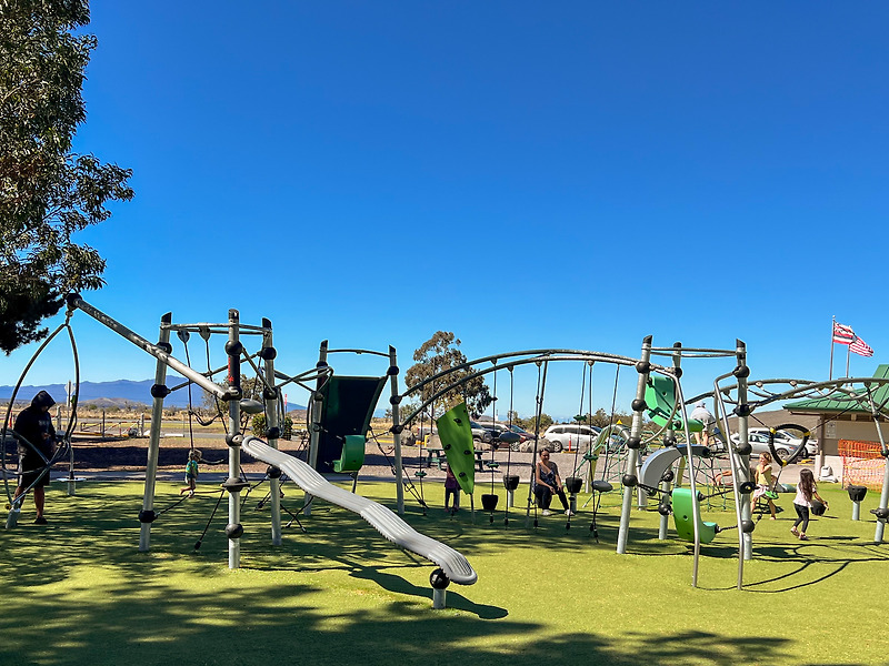 빅아일랜드 놀이터-길버트 카헬레 레크레이션 공원(Gilbert Kahele Recration Area)