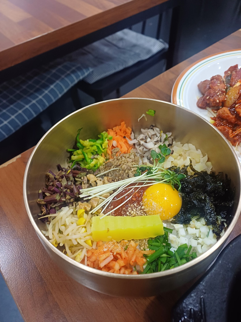 [솔직리뷰] 전주 흑백요리사 대스타 비빔대왕의 비빔소리를 들으며 오감을 모두 느낄 수 있는 비빔밥 맛집 '비빔소리'