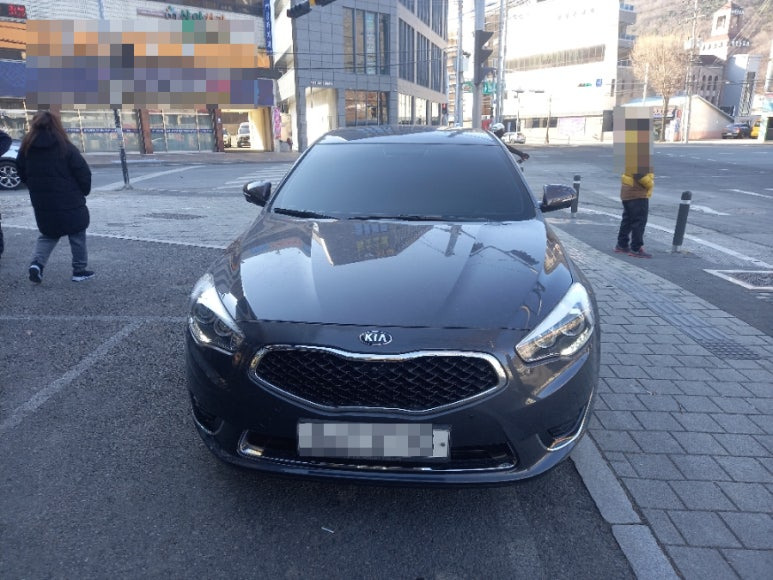 지인의 소개로 입고한 기아 K7 HEV 하이브리드 수리 교체