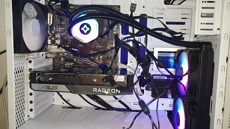 [이엠텍] 레드빗 240 ARGB (블랙) : CPU수냉쿨러