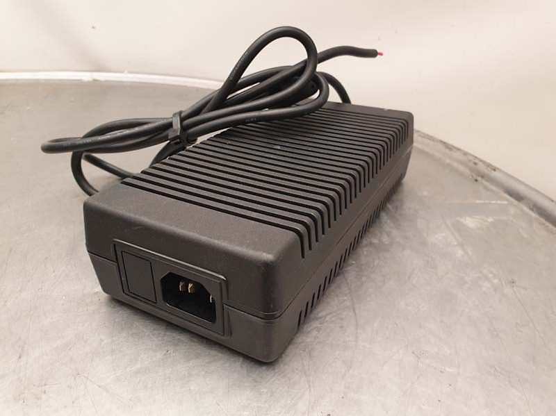 아답터 24V 150W 직류전원장치 Switching Power Supply SPU150 108