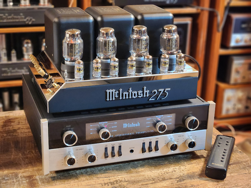 보기드믄 Mcintosh 맥킨토시 C22진공관 프리엠프와 MC275ver.5세대 제품입니다 -극상품 전용리모컨 원박스포함 ...