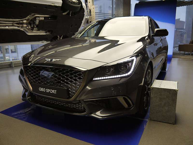 [2017] Genesis G80 Sport(Color : Carbon Metal)