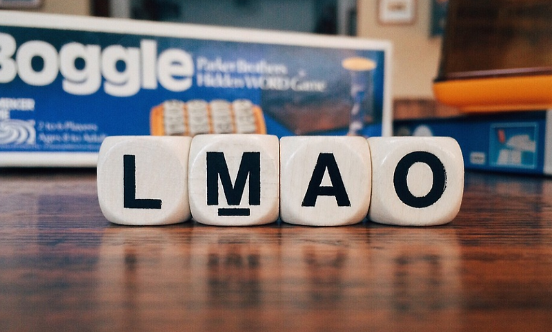 [영어권 국가] LMAO, LMFAO, ROFL, LOL 뜻 의미 줄임말 간단 정리