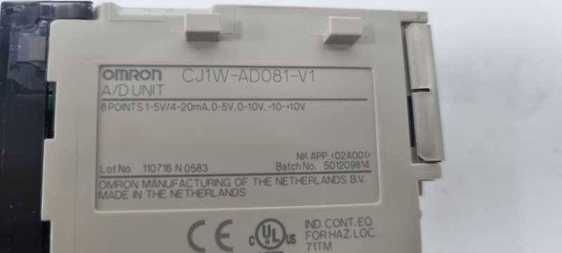 OMRON PLC MODULE ANALOG INPUT CJ1W-AD081-V1