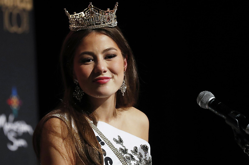 Miss America 2022 Emma Broyles Reflects on Journey to Winning Crown