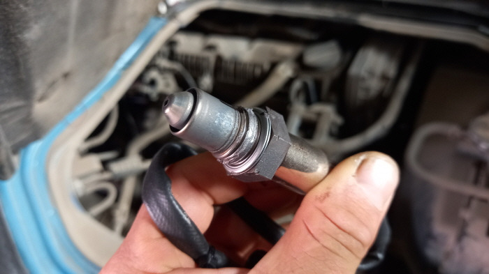 P2238 고장코드 점등으로 람다센서(산소센서) 교환