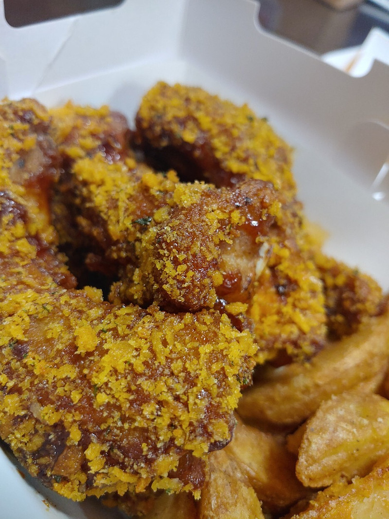 bhc에 등갈비가?! - bhc 신메뉴 레드킹폭립 솔직후기